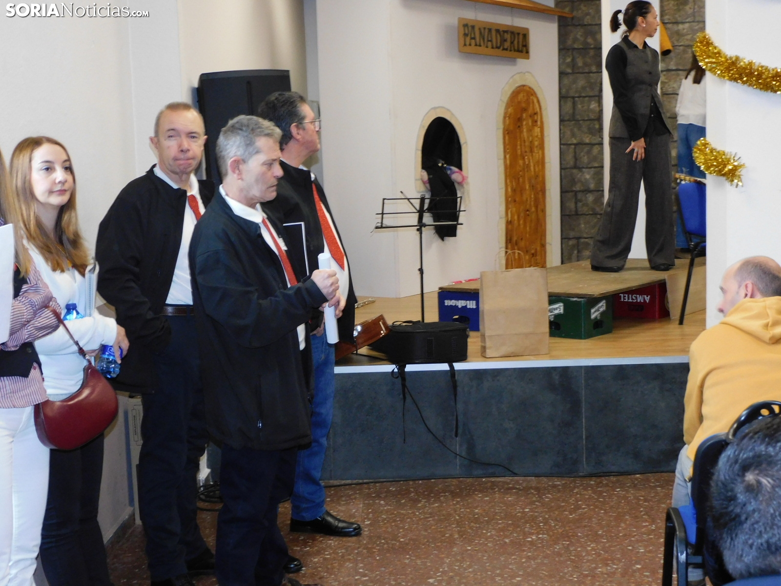 En imágenes: El Coro infantil de Duruelo y la Ronda unen sus voces e ...